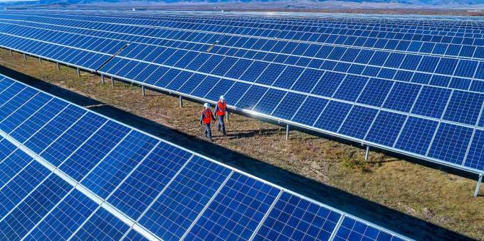 60m/S Photovoltaic Array Solar Panel Ground Mounting Systems